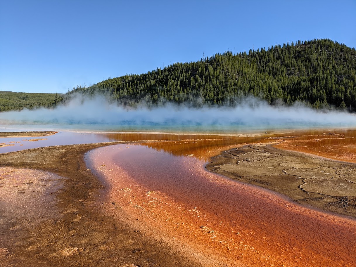 Exploring the Hydrothermal Features in Yellowstone National Park ...